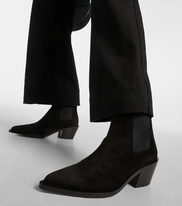 GIANVITO ROSSI Wylie Suede Ankle Boots