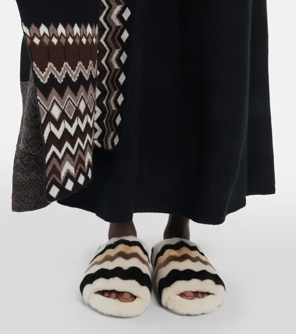 Chloé Saam Chevron Shearling Slides