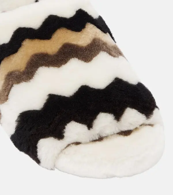 Chloé Saam Chevron Shearling Slides