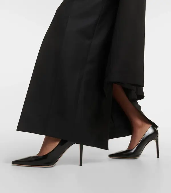 GIANVITO ROSSI Leather Pumps - Black