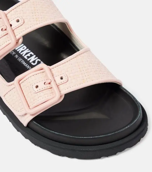 BIRKENSTOCK Arizona Luxe Raffia Sandals - Pink