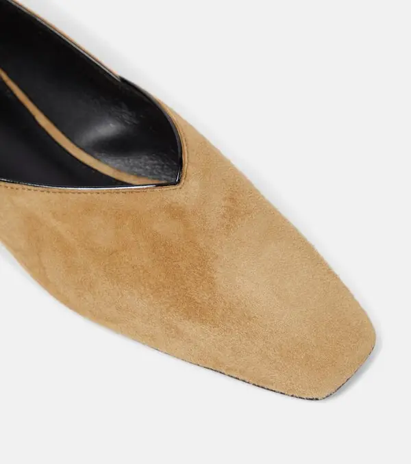 TOTEME The Everyday Flat Suede Ballerinas - Beige