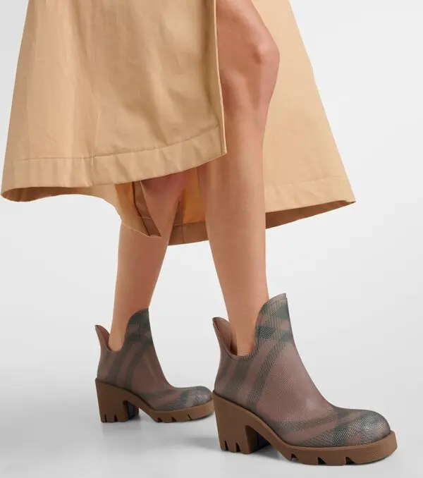 Burberry Check Ankle Boots - Pink