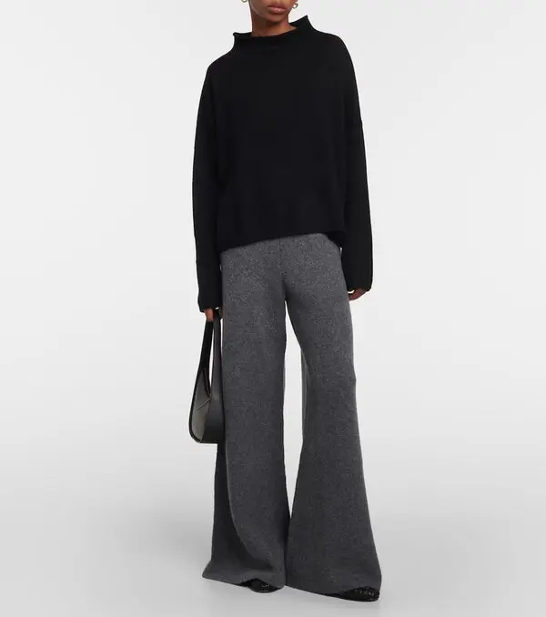 LISA YANG Sandy Cashmere Mockneck Sweater