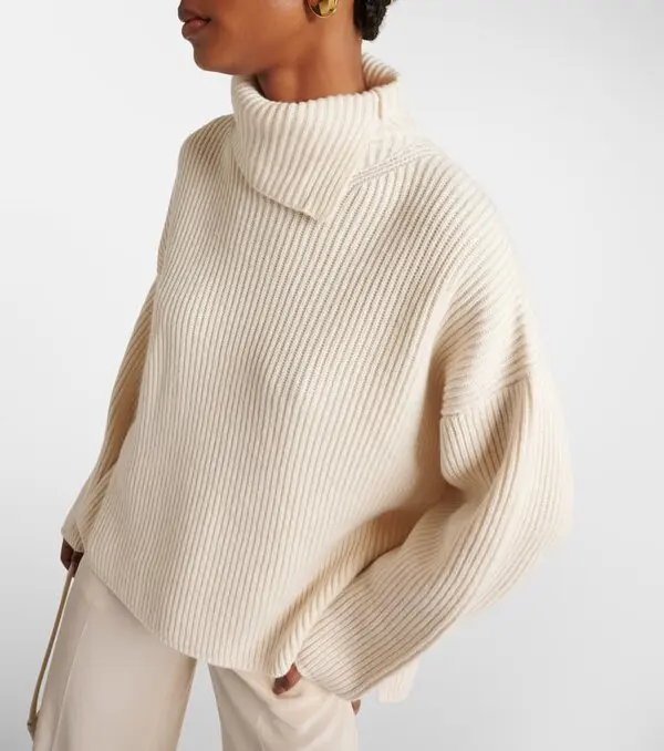 JOSEPH Wool, Cashmere, And Silk Turtleneck Sweater