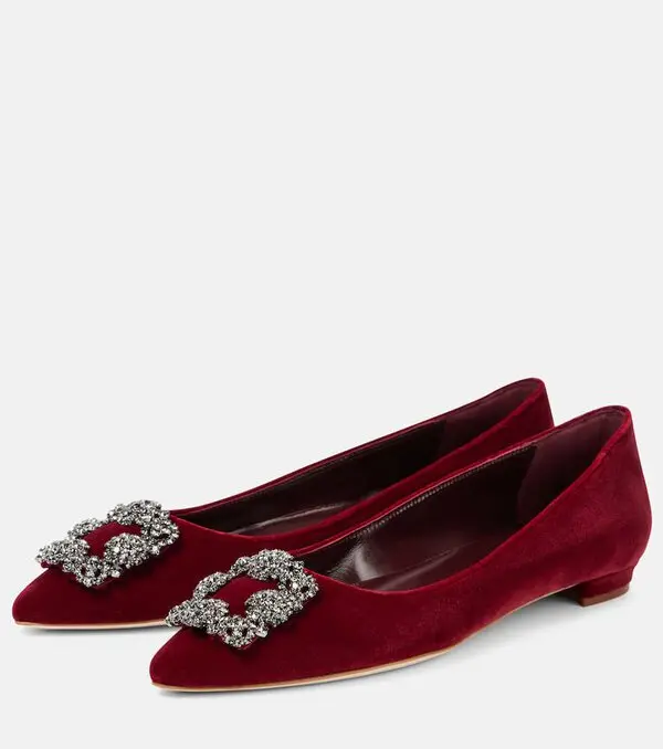 Manolo Blahnik Hangisi Embellished Velvet Ballet Flats - Red