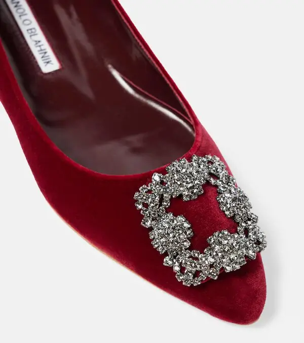 Manolo Blahnik Hangisi Embellished Velvet Ballet Flats - Red