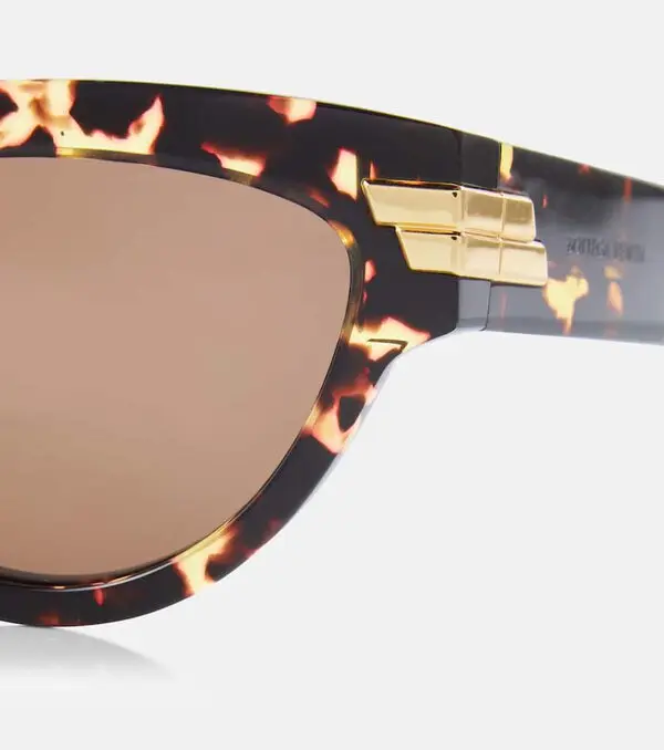 Bottega Veneta Cat-eye Sunglasses - Brown