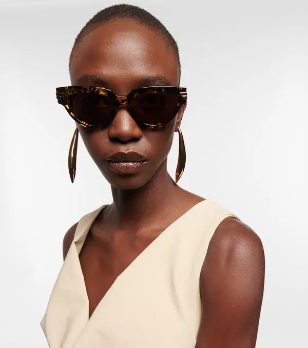 Bottega Veneta Cat-eye Sunglasses - Brown