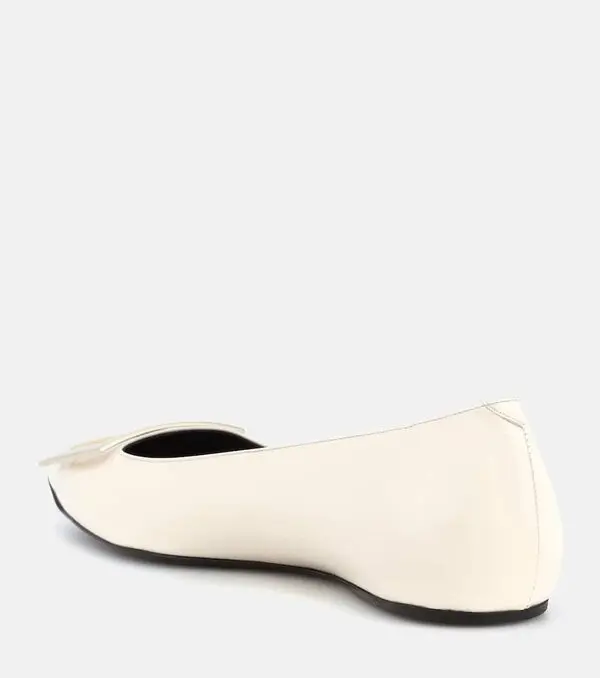 ROGER VIVIER Trompette Patent Leather Ballet Flats - White
