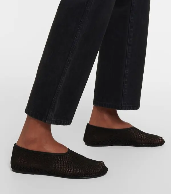 Khaite Abigail Cropped Straight Jeans In Wash - Black