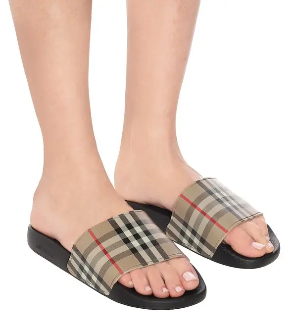 Burberry Vintage Check Slides