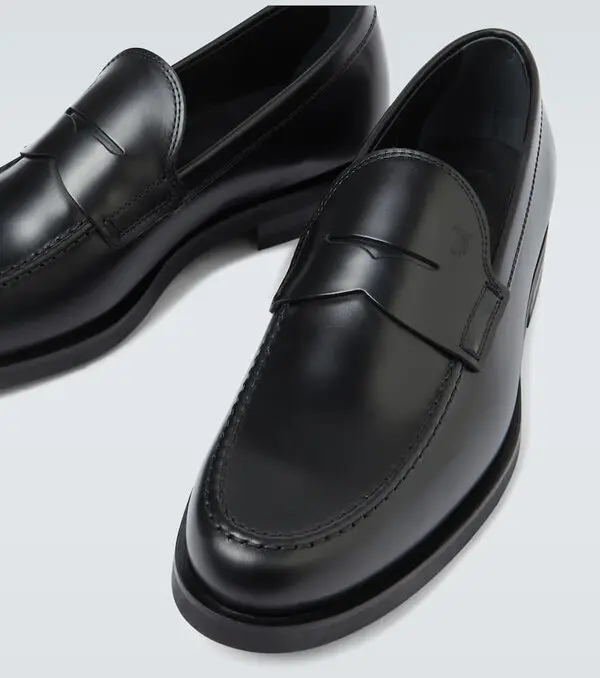 TOD'S Leather Loafers - Black