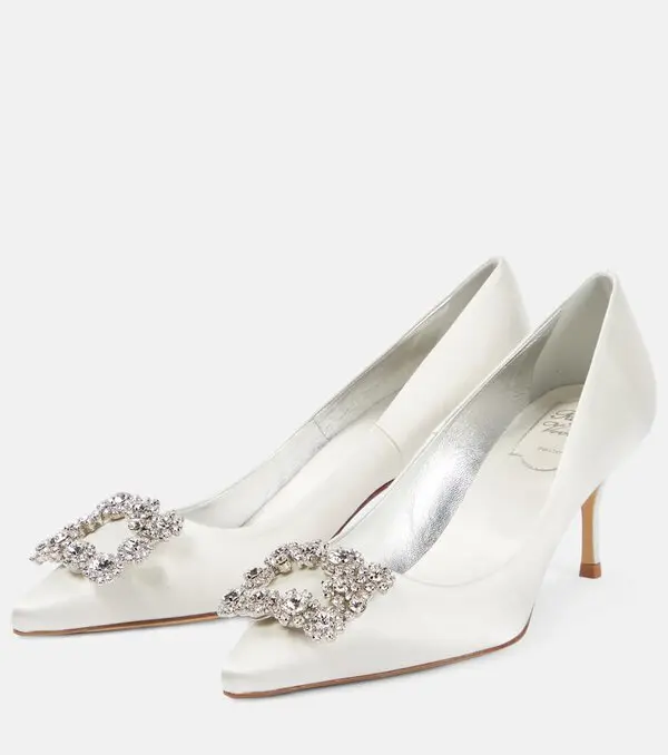 ROGER VIVIER Flower Strass Embellished Satin Pumps - White