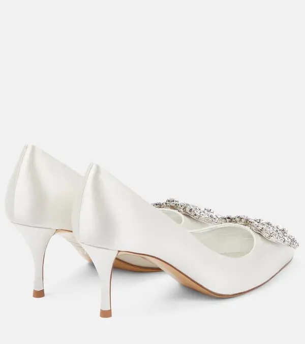 ROGER VIVIER Flower Strass Embellished Satin Pumps - White