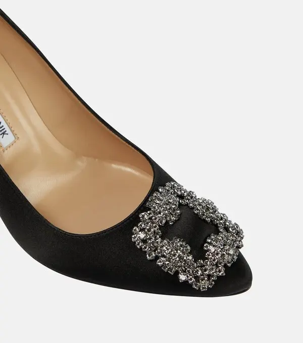 Manolo Blahnik Hangisi 90 Embellished Satin Pumps