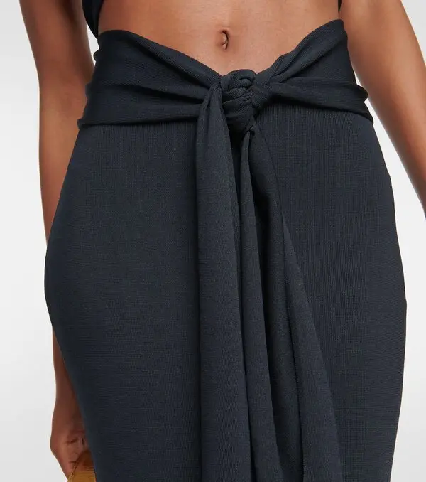 AYA MUSE Acis Halterneck Knit Maxi Dress