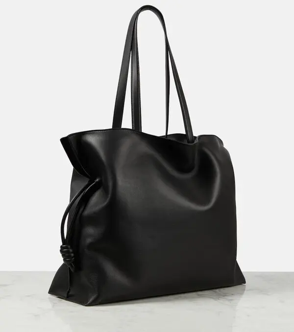Loewe Flamenco Xl Leather Clutch - Black