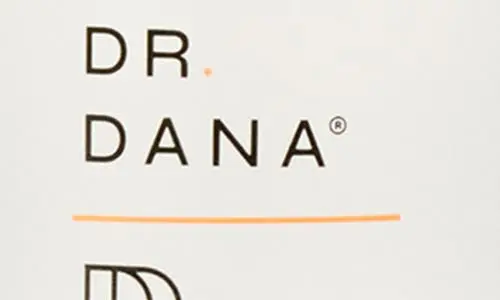 DR. DANA Hydrating Non-acetone Nail Polish Remover
