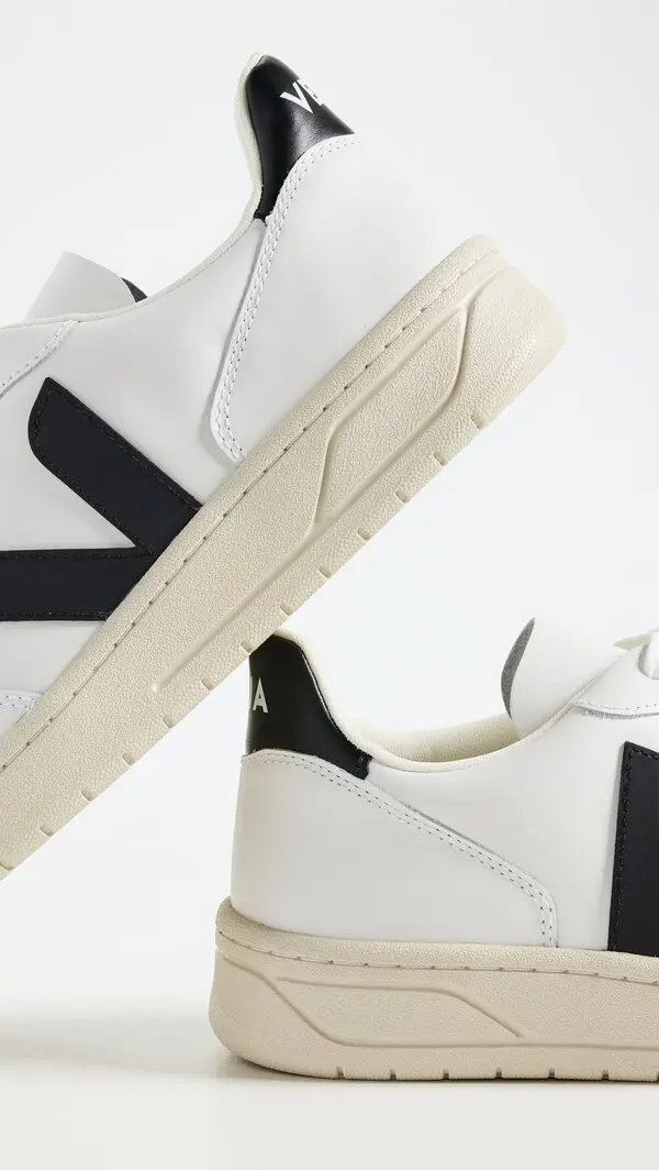 VEJA V-10 Leather Sneakers