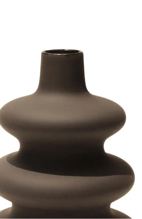 OSMOS STUDIO Big Mezo Vase - Off Black