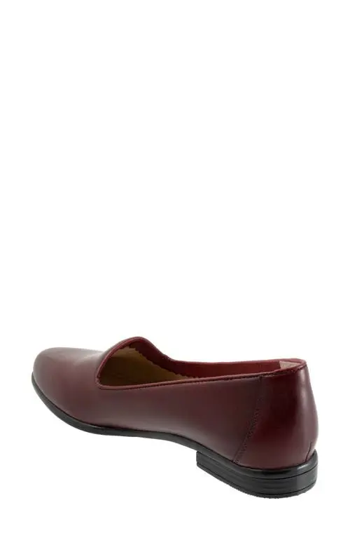 Trotters Liz Leather Flat - Oxblood
