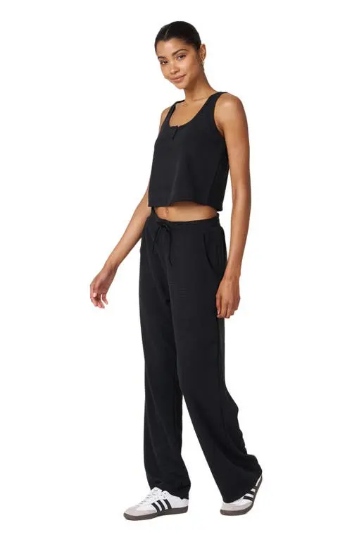 REBODY Retreat Waffle Tank - Black
