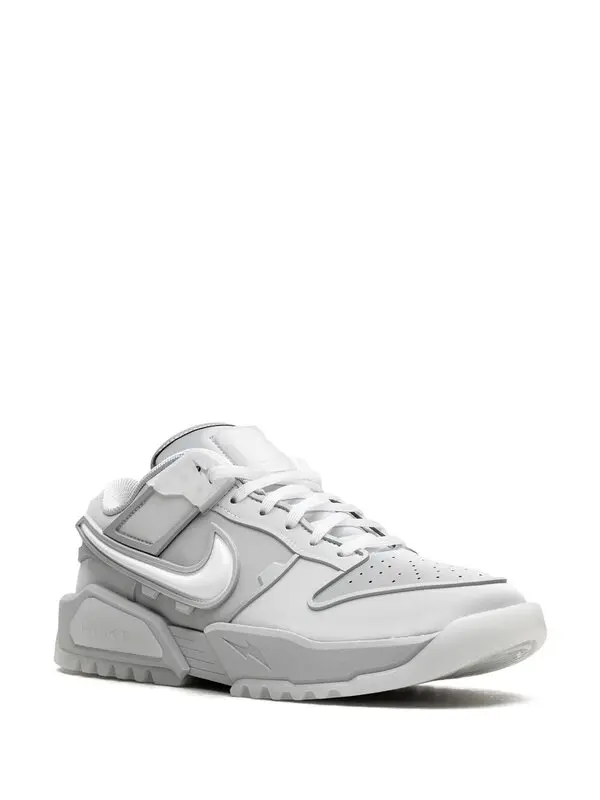 Nike Dunk Genesis Low Top Sneakers