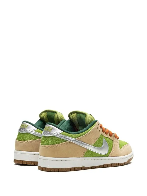 Nike Sb Dunk Low Escargot Sneakers - Green