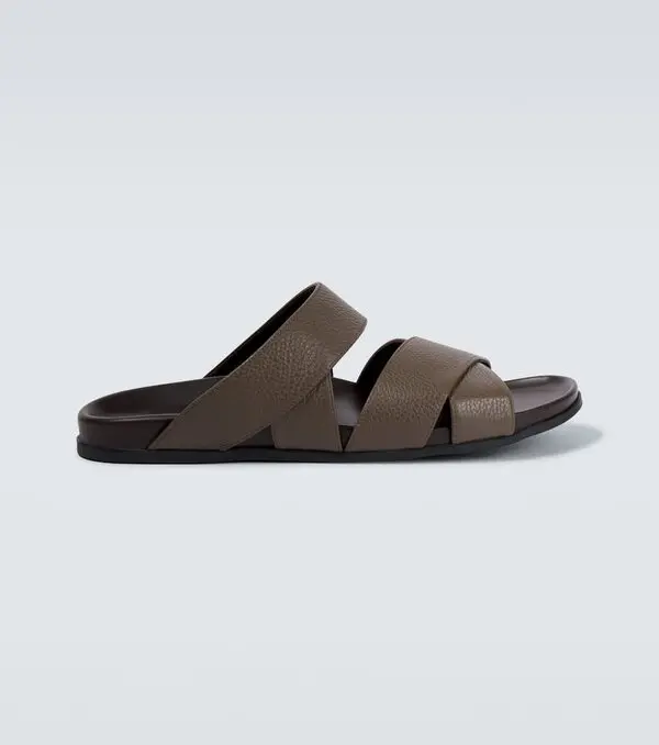 Manolo Blahnik Inezmu Leather Sandals