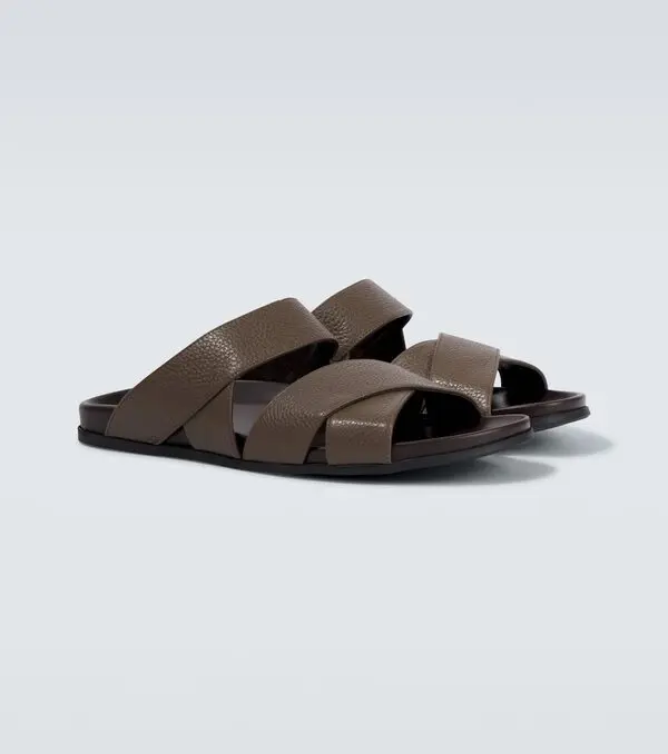 Manolo Blahnik Inezmu Leather Sandals