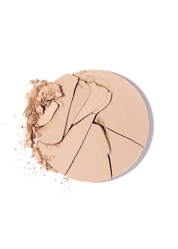CHANTECAILLE Compact Makeup Foundation - Peach