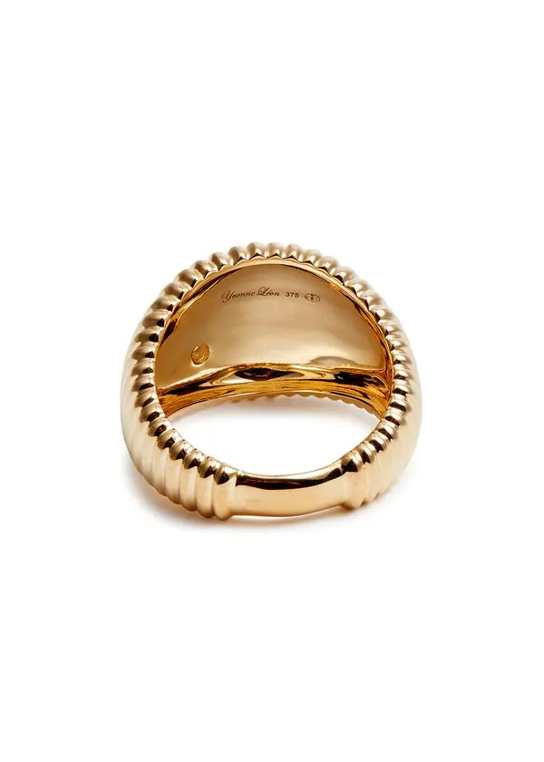 Yvonne Léon Chevaliere Berlingot 9kt Signet Ring