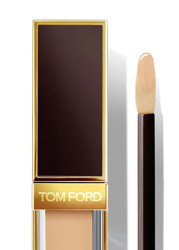 TOM FORD Shade And Illuminate Concealer, Beige, Lightweight Formula, Effortless Blendability, Even Skin Tone