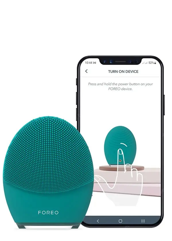 Foreo Luna Smart Facial Cleansing & Firming Device