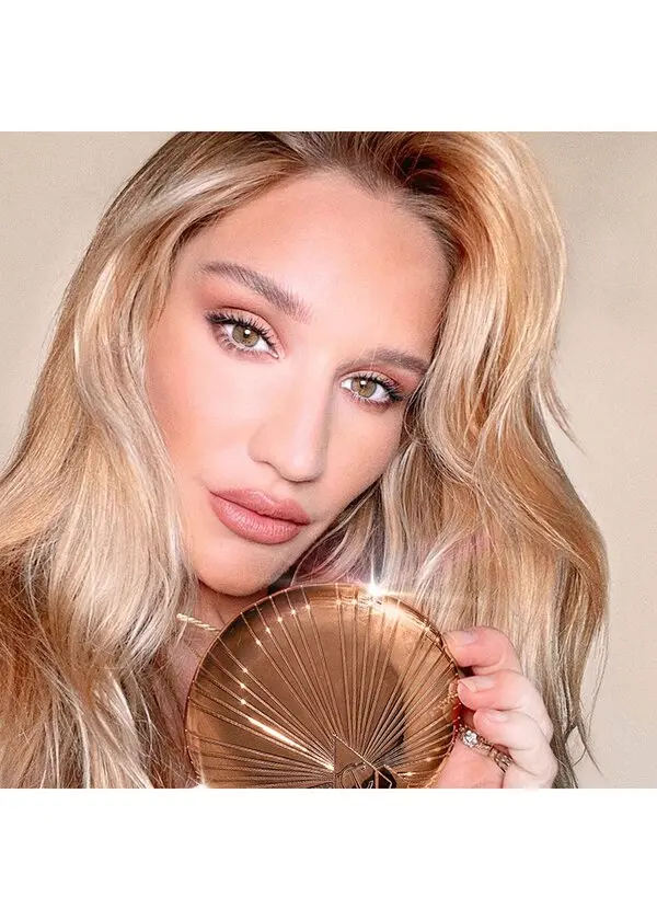 Charlotte Tilbury Airbrush Bronzer, Bronzer Skin-perfecting - 4 Deep