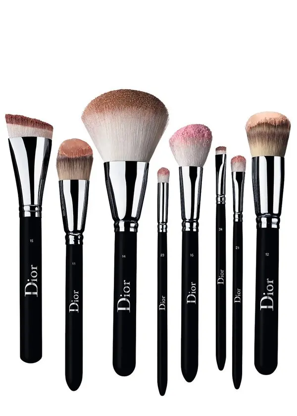Dior Backstage Contour Brush N