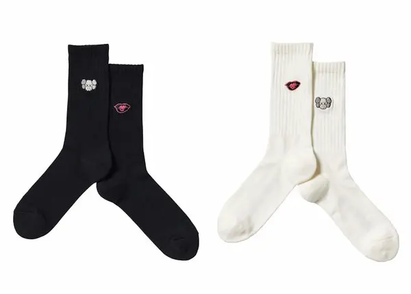KAWS X Uniqlo Warhol 476519 Socks - Black/white