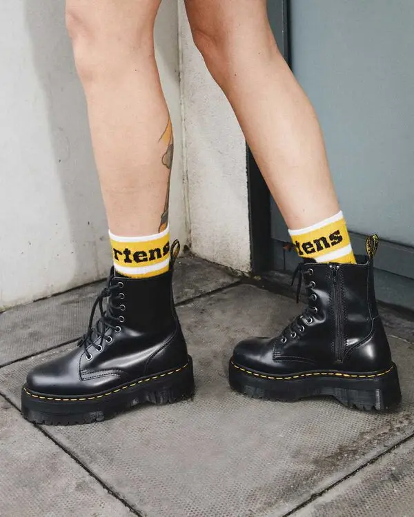 Dr. Martens Athletic Logo Socks - White,yellow