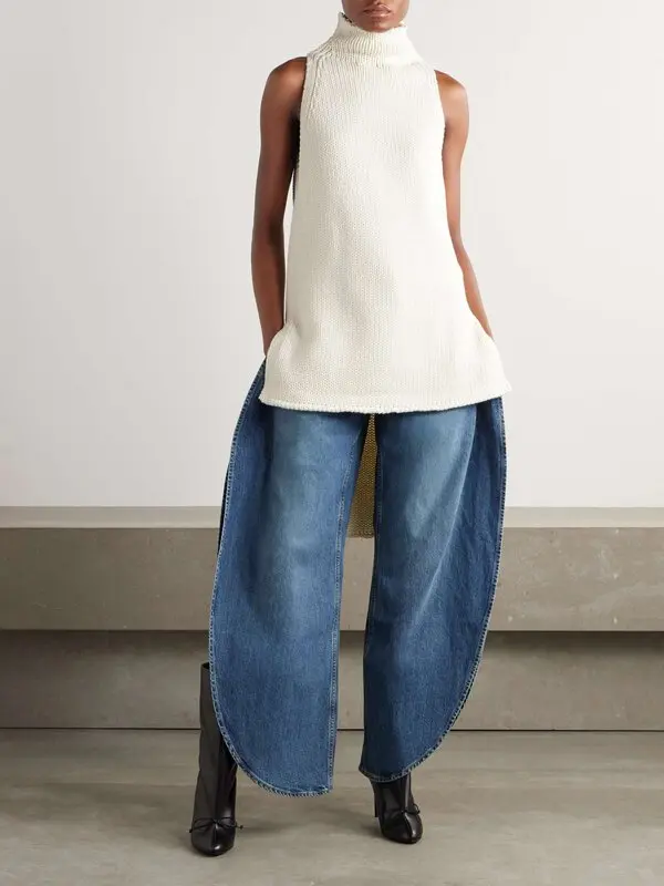 Alaïa Sleeveless Wool Turtleneck Sweater - White