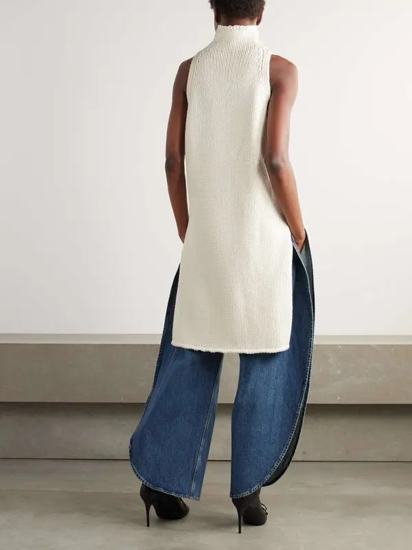 Alaïa Sleeveless Wool Turtleneck Sweater - White