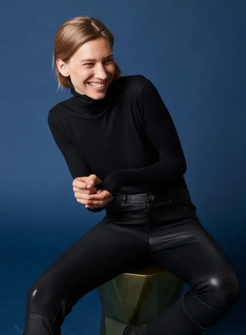 Majestic Filatures Soft Touch Long Sleeve Turtleneck - Noir