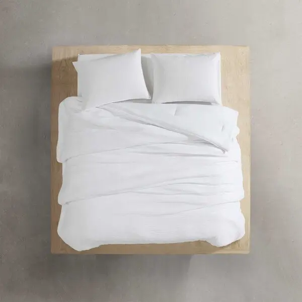 Calvin Klein Seersucker 3 Piece Comforter Set - White