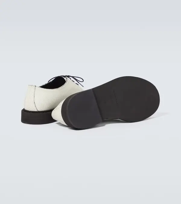 COMMON PROJECTS Cracked Leather Derby Shoes