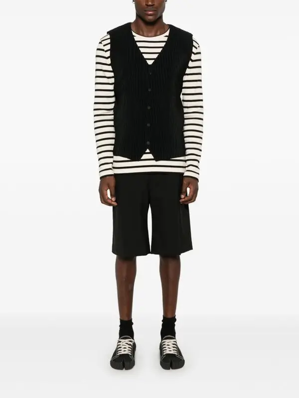 Issey Miyake Plissé Vest - Black