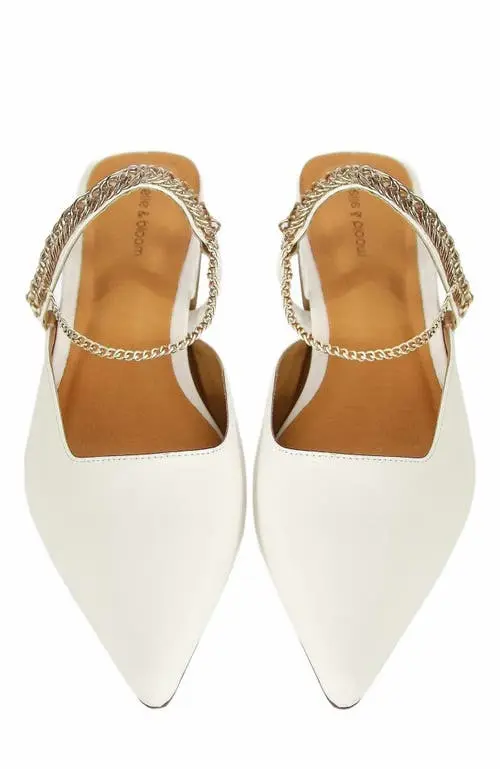 BELLE & BLOOM On The Go Leather Flat - Cream