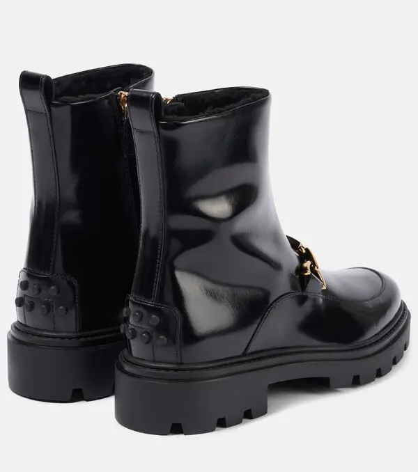 TOD'S Patent Leather Chelsea Boots With Gold Tone Chain Detailing