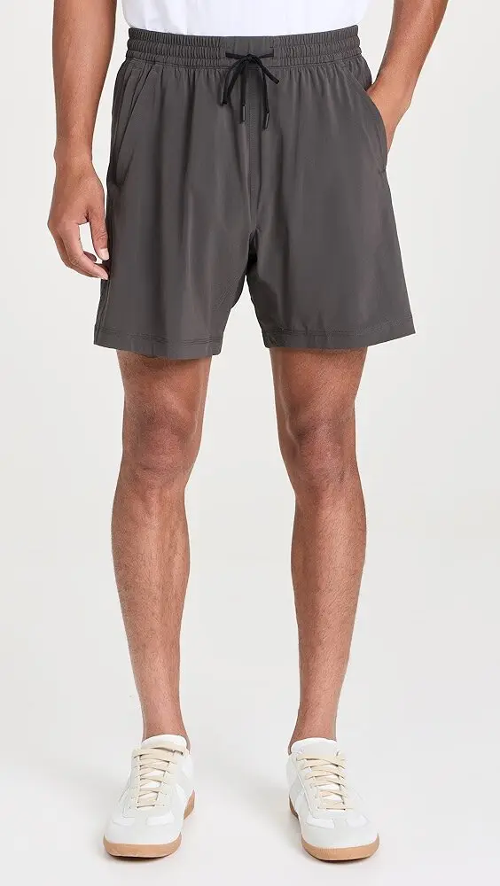 Reigning Champ 4-way Stretch Training Shorts