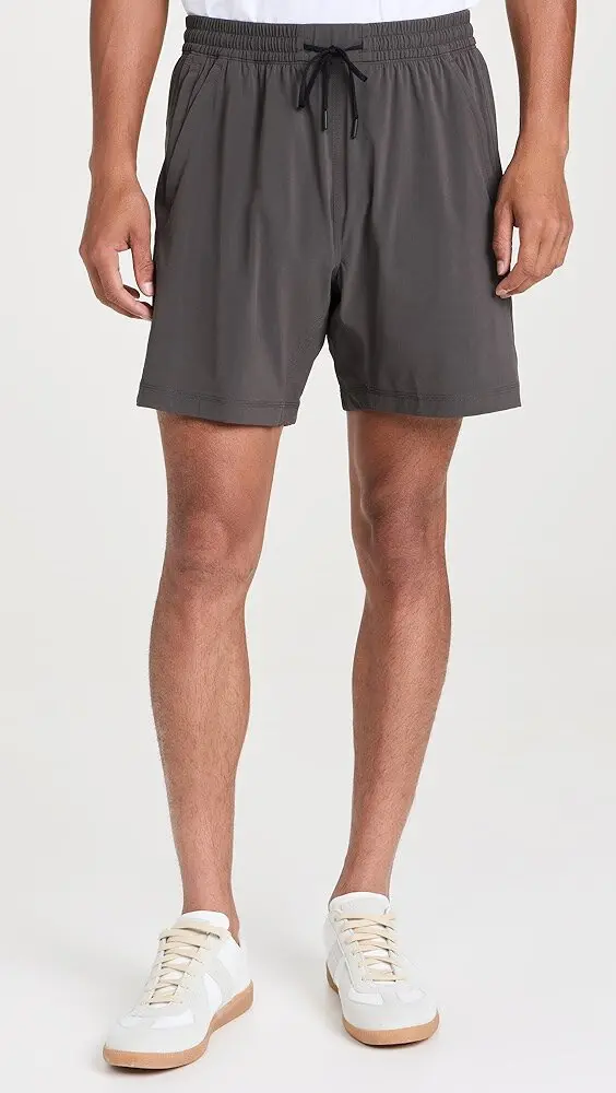 Reigning Champ 4-way Stretch Training Shorts