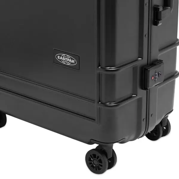 EASTPAK Resist'r Luggage Case